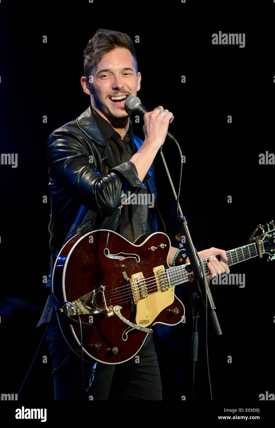 New York, NY, USA. 6th May, 2014. Sam Palladio in attendance for ABC's ...