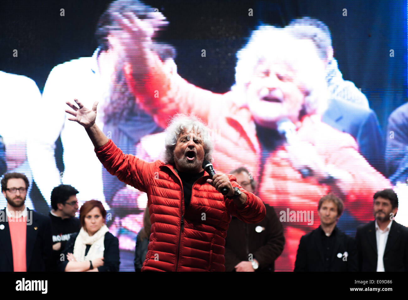 Beppe grillo 5 star hi-res stock photography and images - Alamy