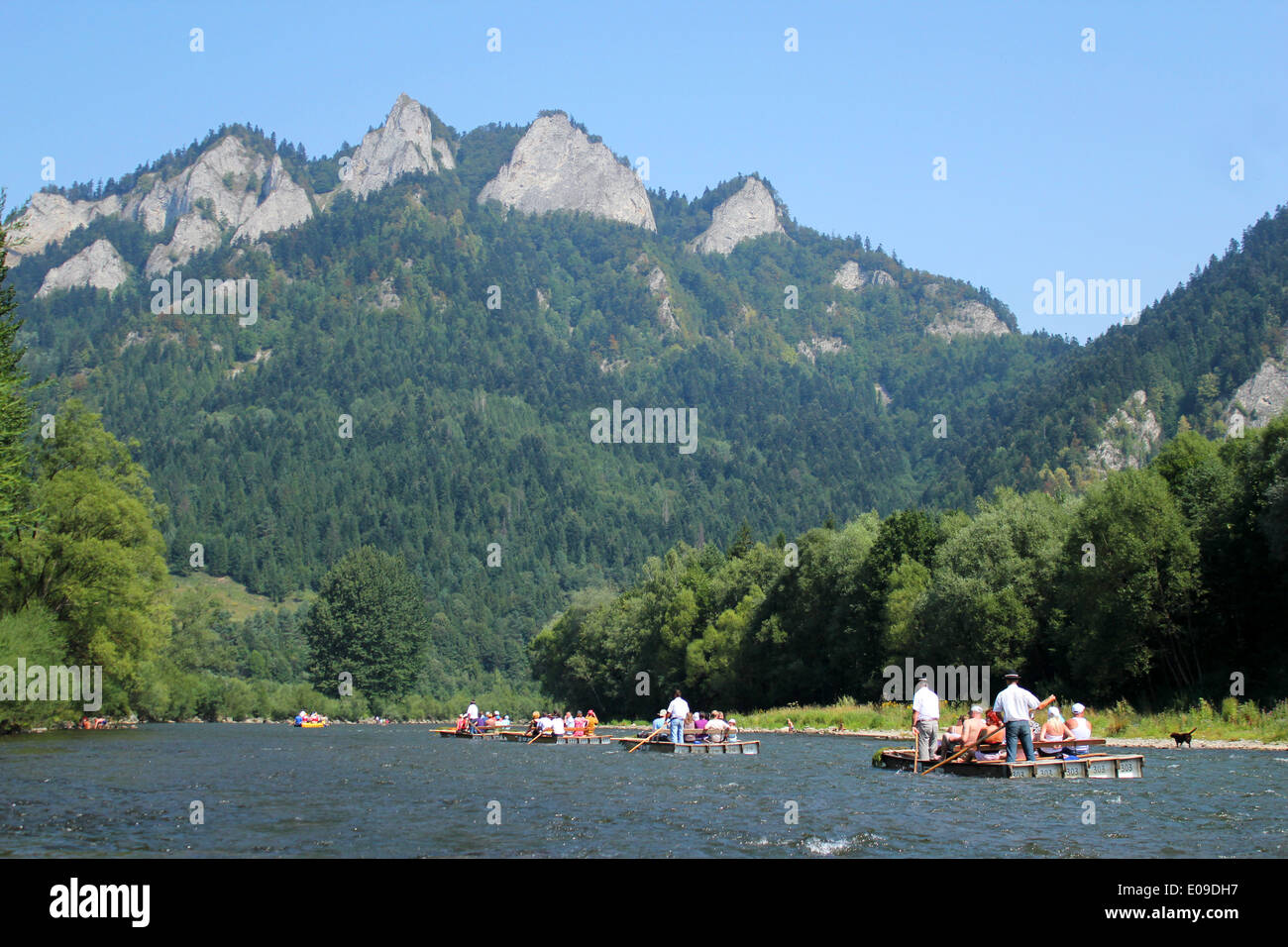 Dunajec River in Pieniny Mountains with Three Crowns Mount background ...