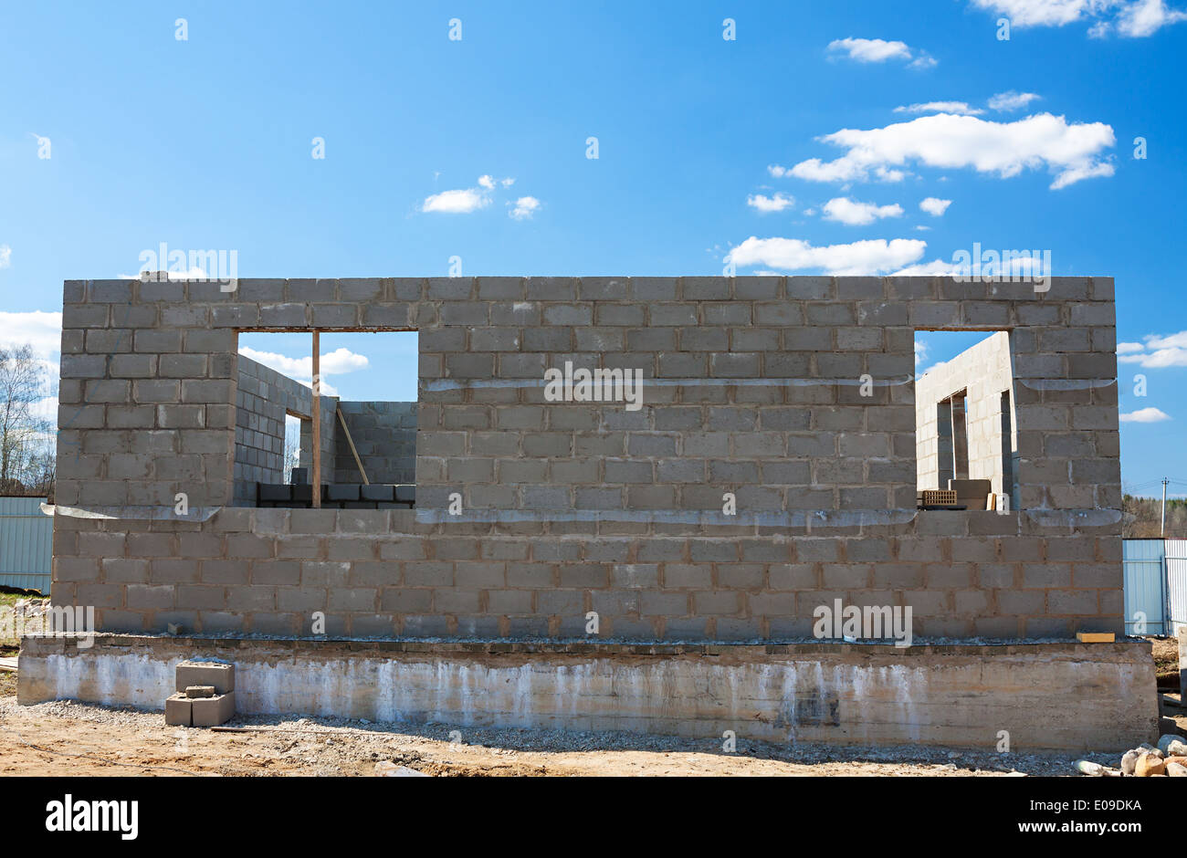 buildings home from bricks Stock Photo - Alamy
