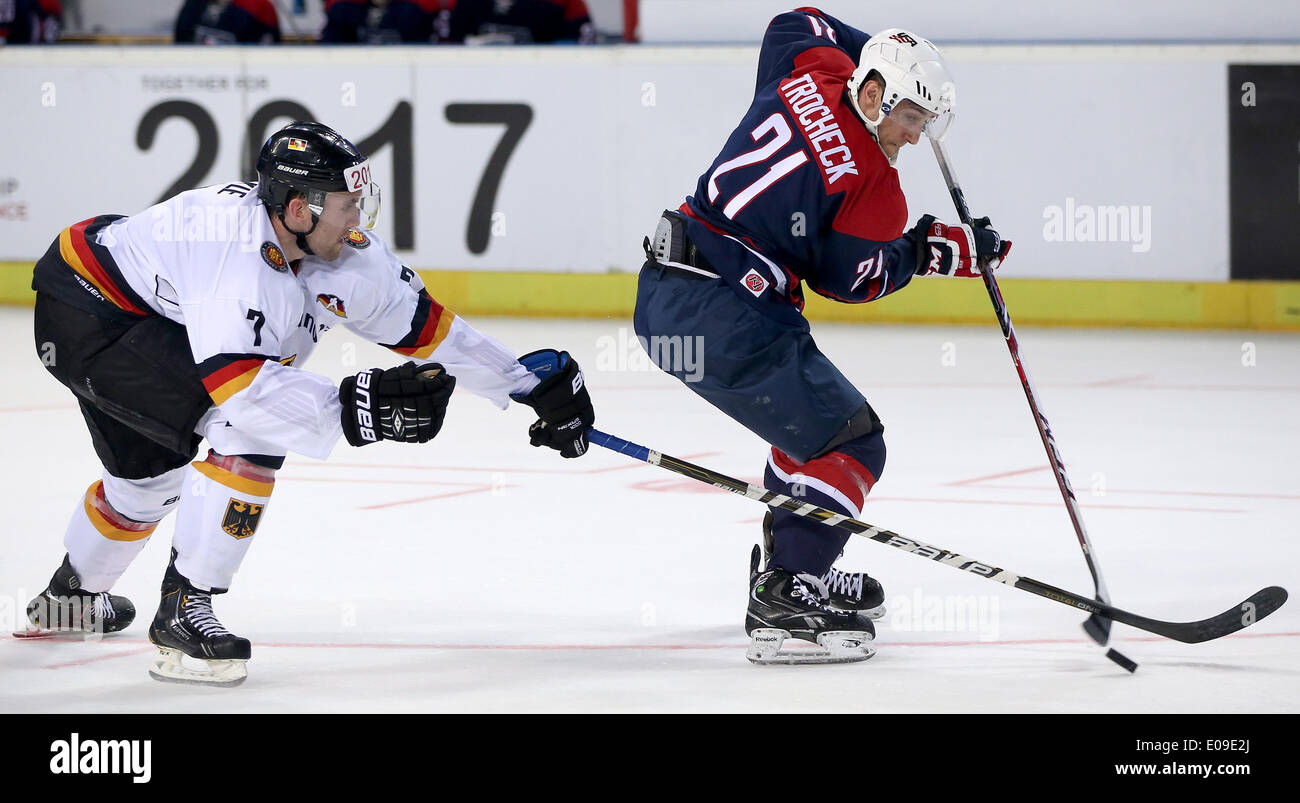 Trocheck hi-res stock photography and images - Alamy