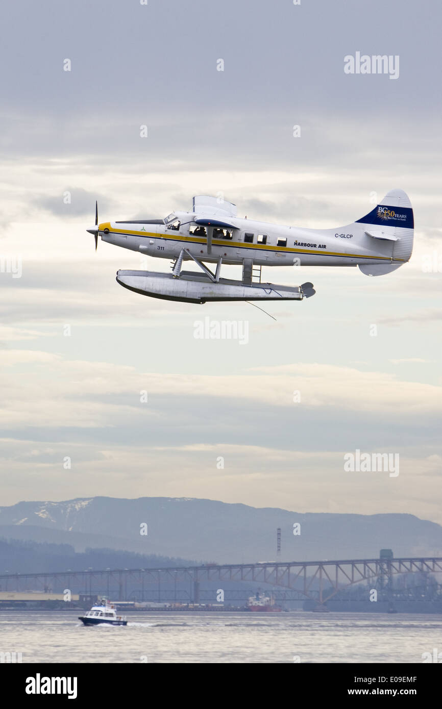Canada, Vancouver, Water plane taking off Stock Photo - Alamy