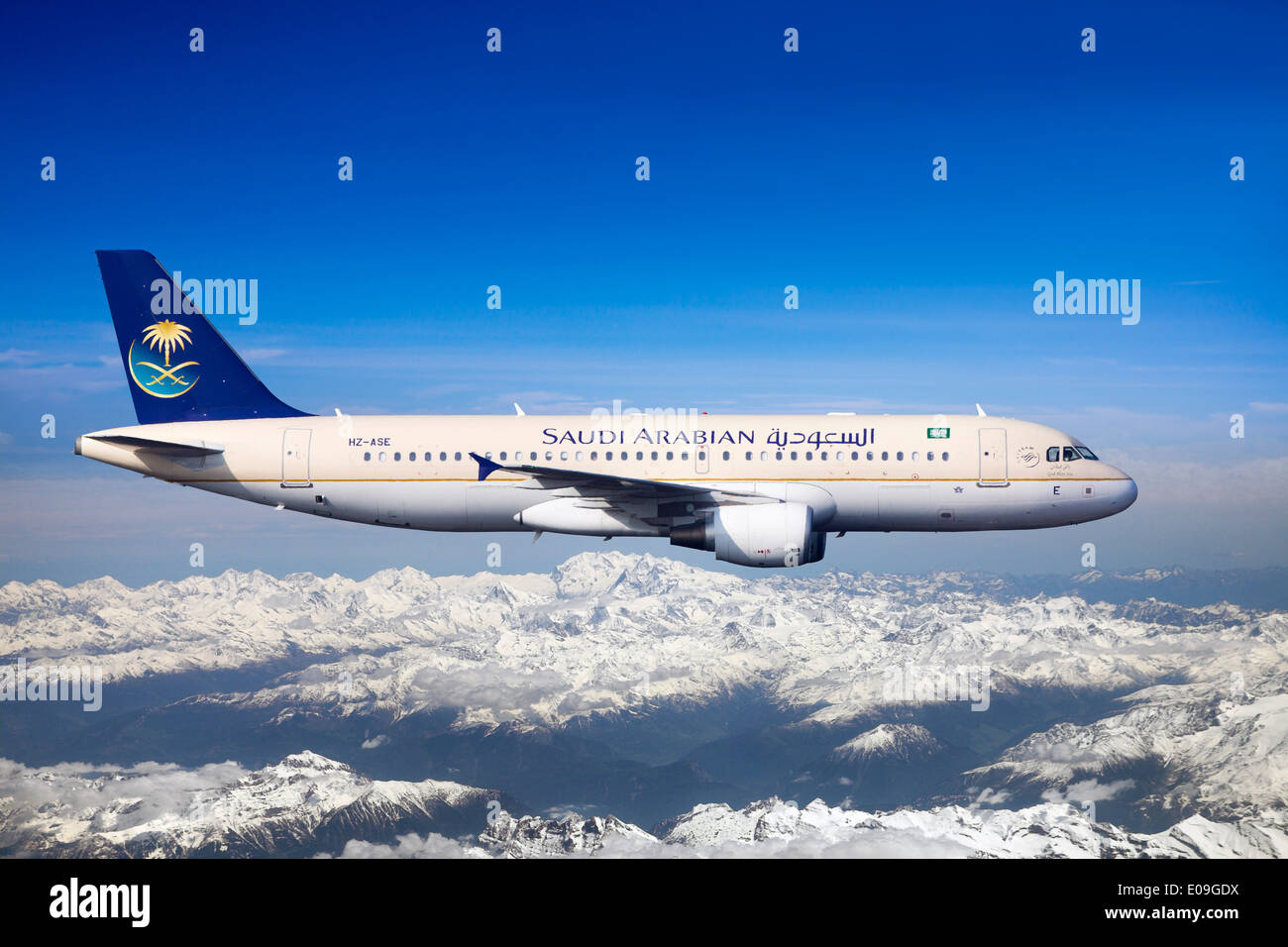 Saudi arabian airlines hi-res stock photography and images - Alamy