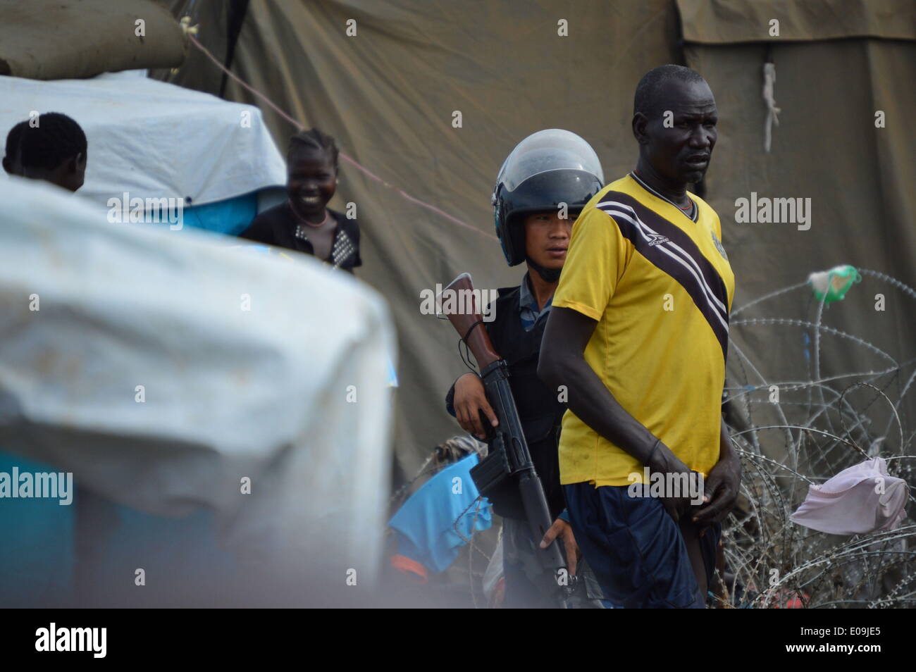 Juba, South Sudan, Africa. 6th May, 2014. Security police stand guard ...