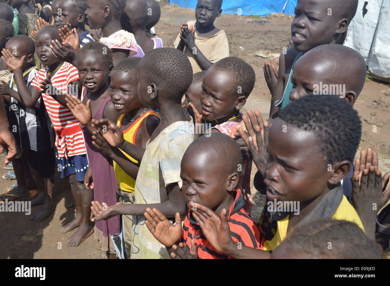Juba, South Sudan, Africa. 6th May, 2014. Displaced residents at the UN ...