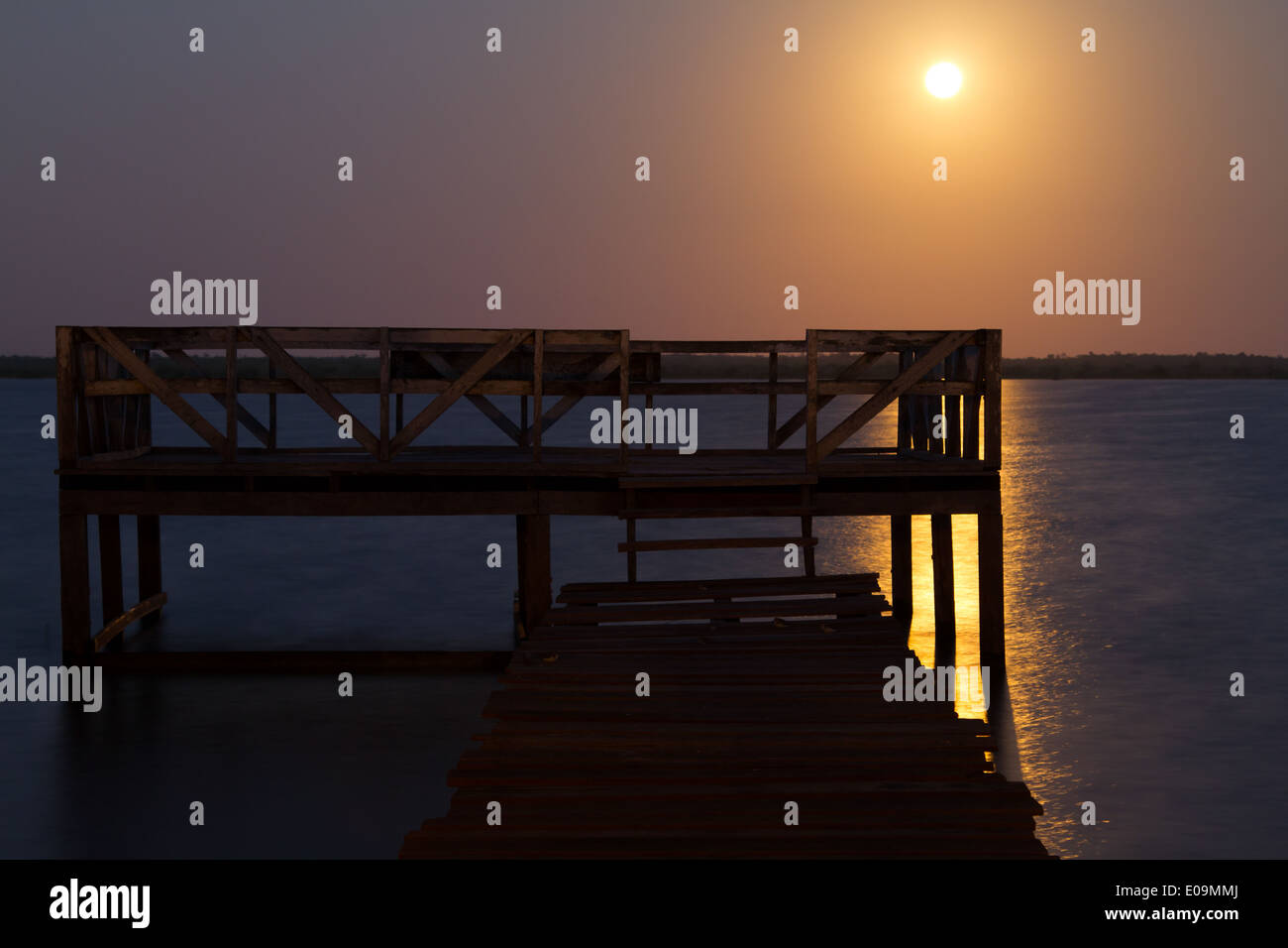 Moonrise and sunset hi-res stock photography and images - Alamy