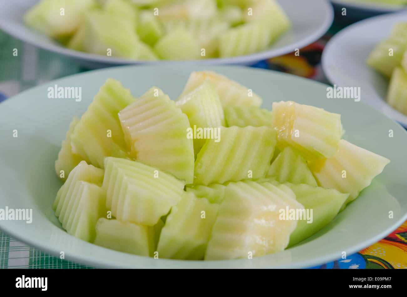 Shallow cut hi-res stock photography and images - Alamy