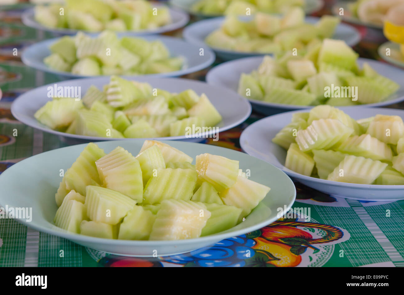 Shallow cut hi-res stock photography and images - Alamy