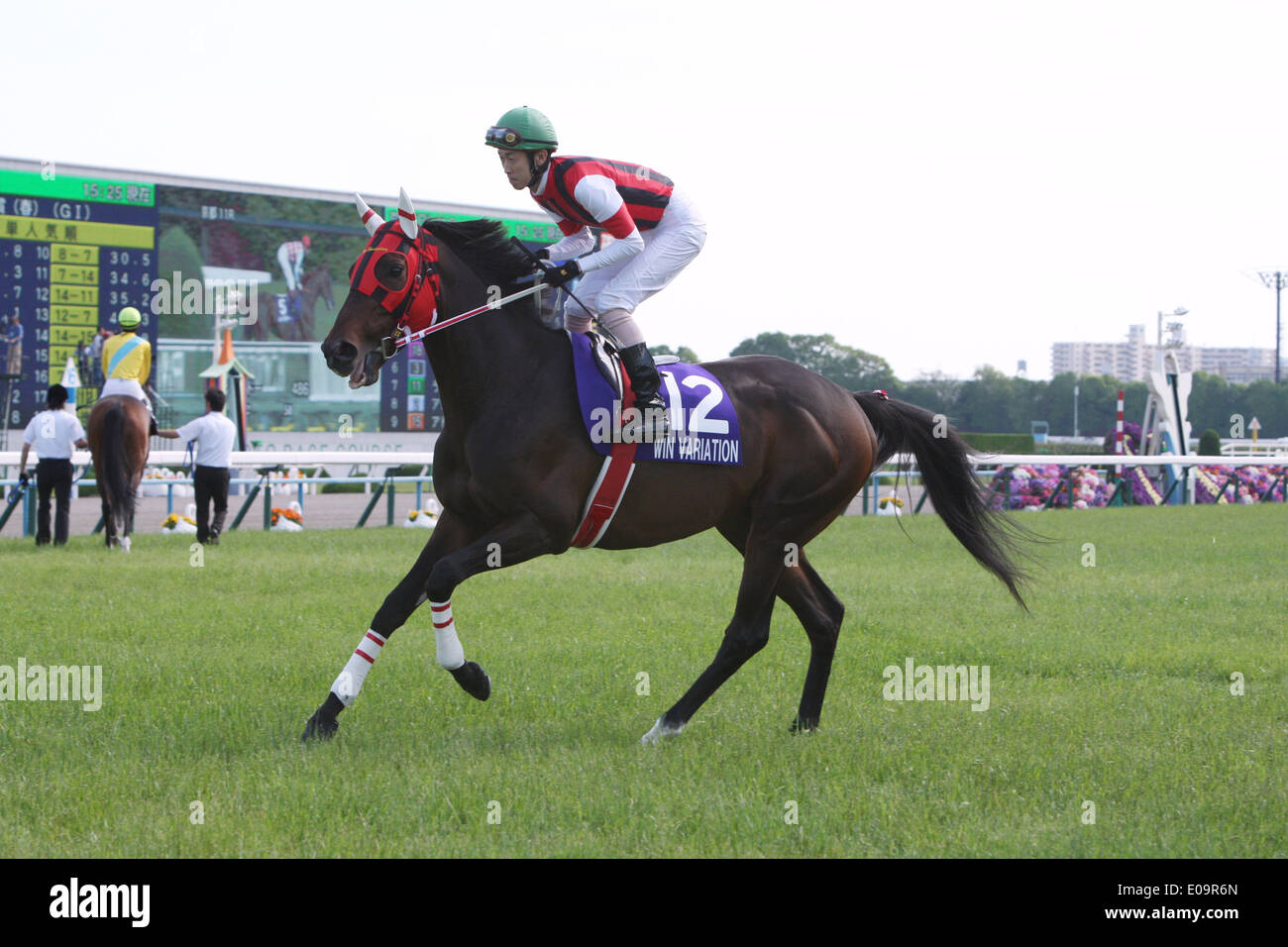 Kyoto racecourse hi-res stock photography and images - Alamy