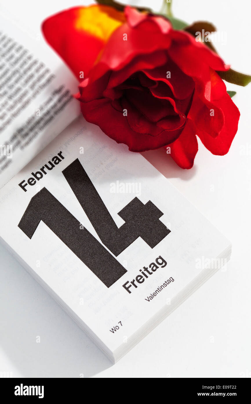 Tear off calendar hi-res stock photography and images - Alamy