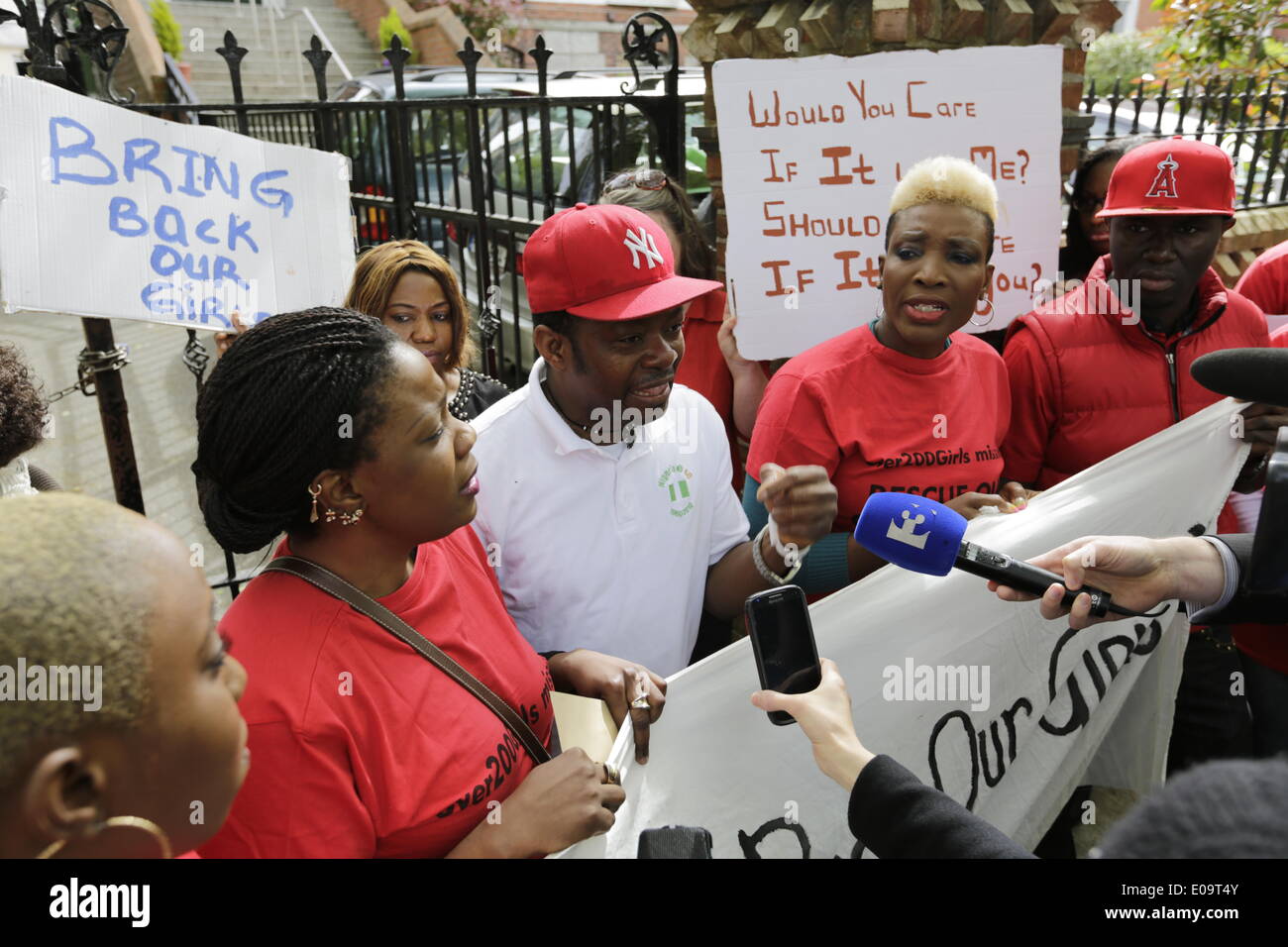 Nigeria kidnapped girls hi-res stock photography and images - Alamy