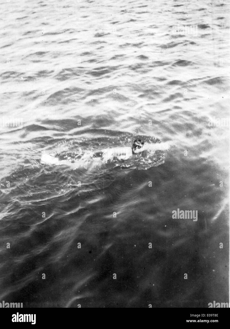 Photos of friends Black and White Stock Photos & Images - Alamy