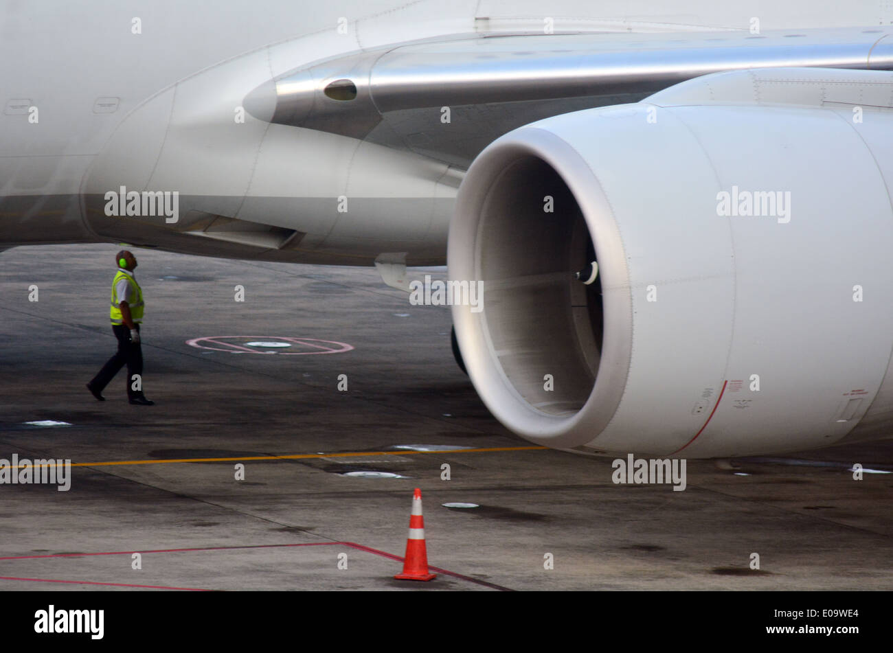 Flight And Aircraft Engineer High Resolution Stock Photography and ...
