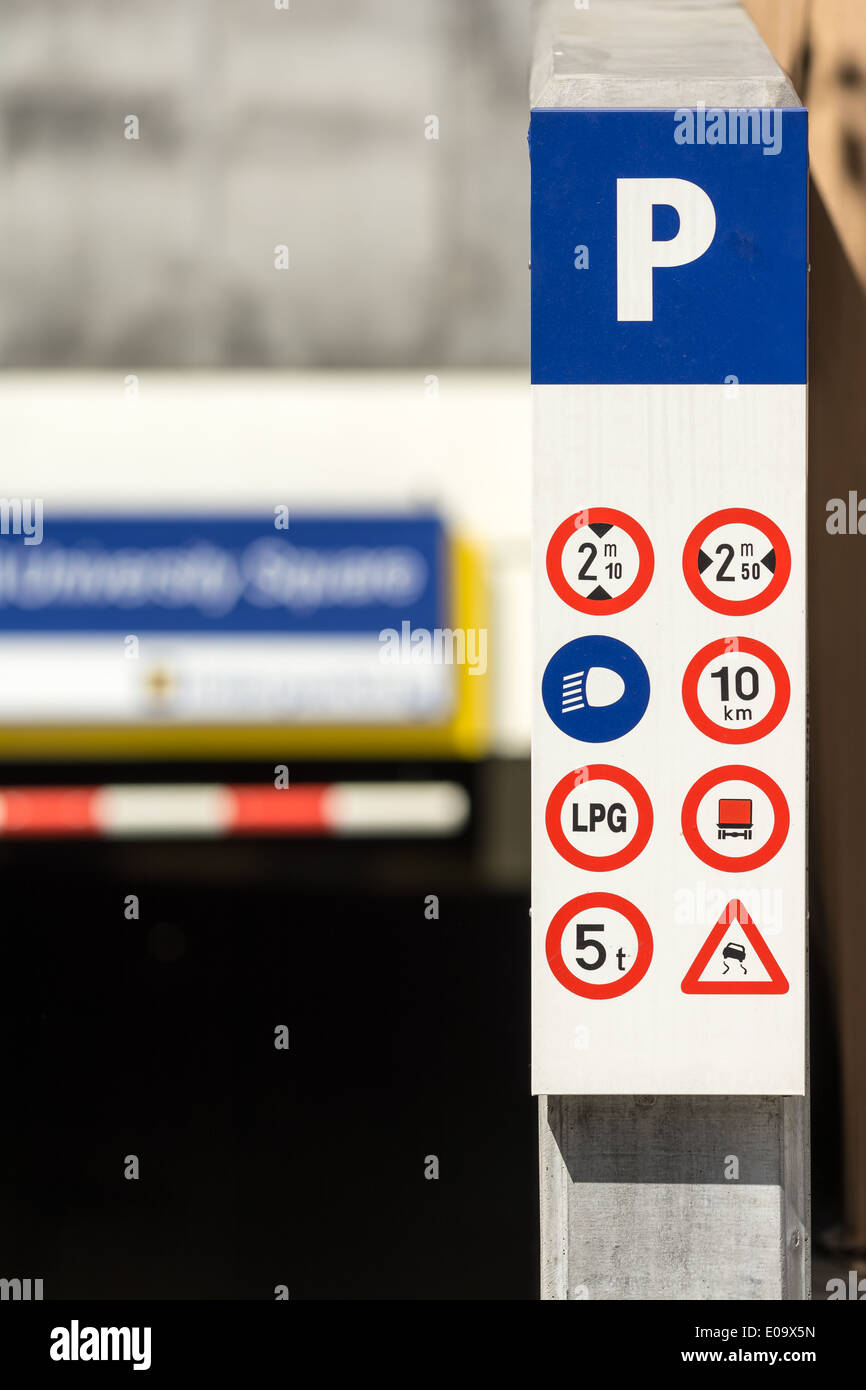 Car Parking Sign Close Up Stock Photo - Alamy