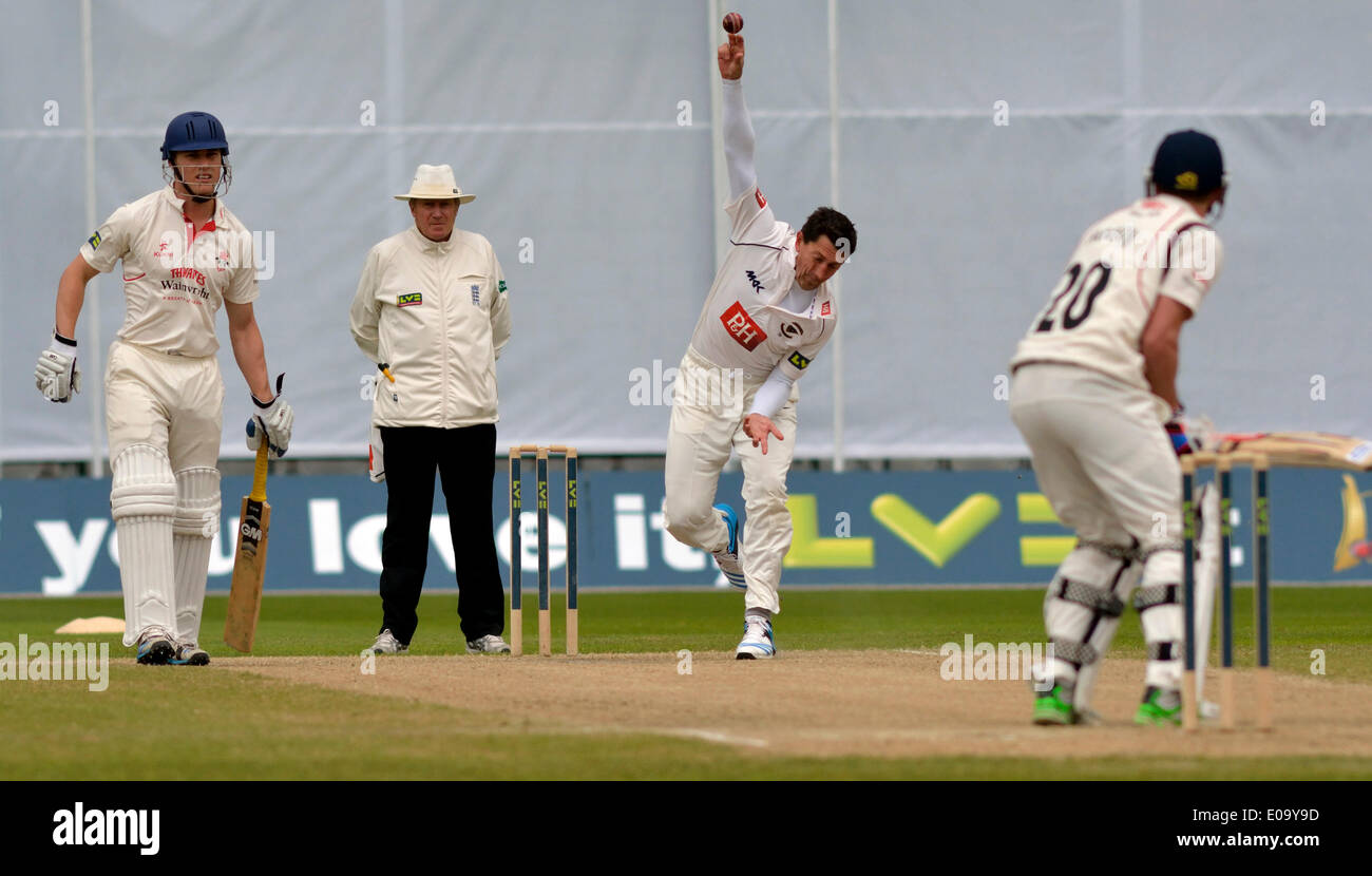 Emirates Old Trafford, Manchester, UK 07th May 2014 Jon Lewis (Sussex ...