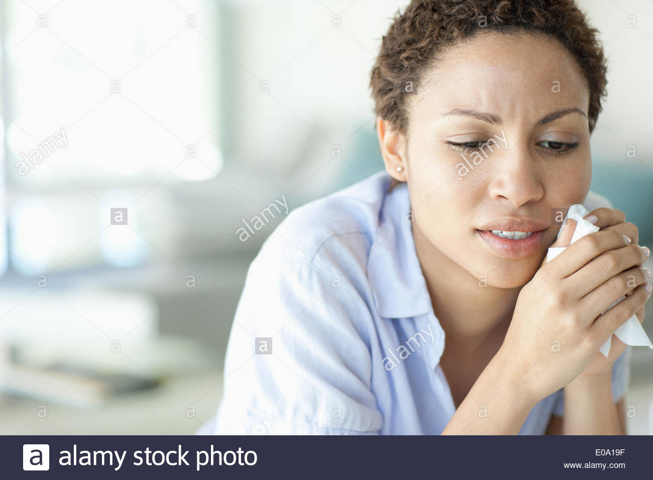 Tissue Crying Stock Photos & Tissue Crying Stock Images - Alamy