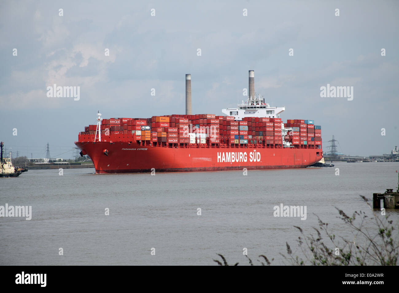 Paranagua Express Container Ship, approaching Tilbury Docks, East ...