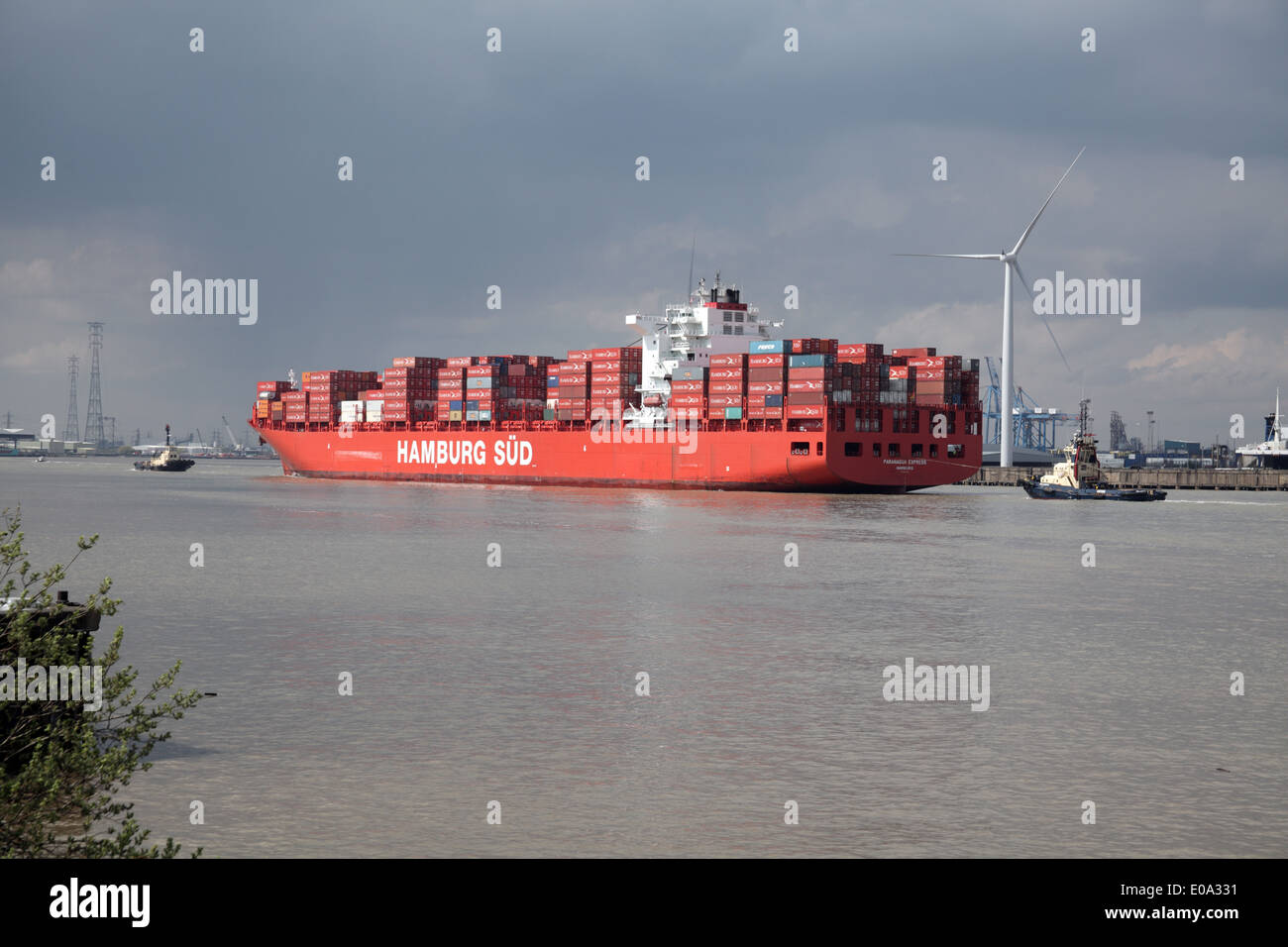 Paranagua Express Container Ship, approaching Tilbury Docks, East ...