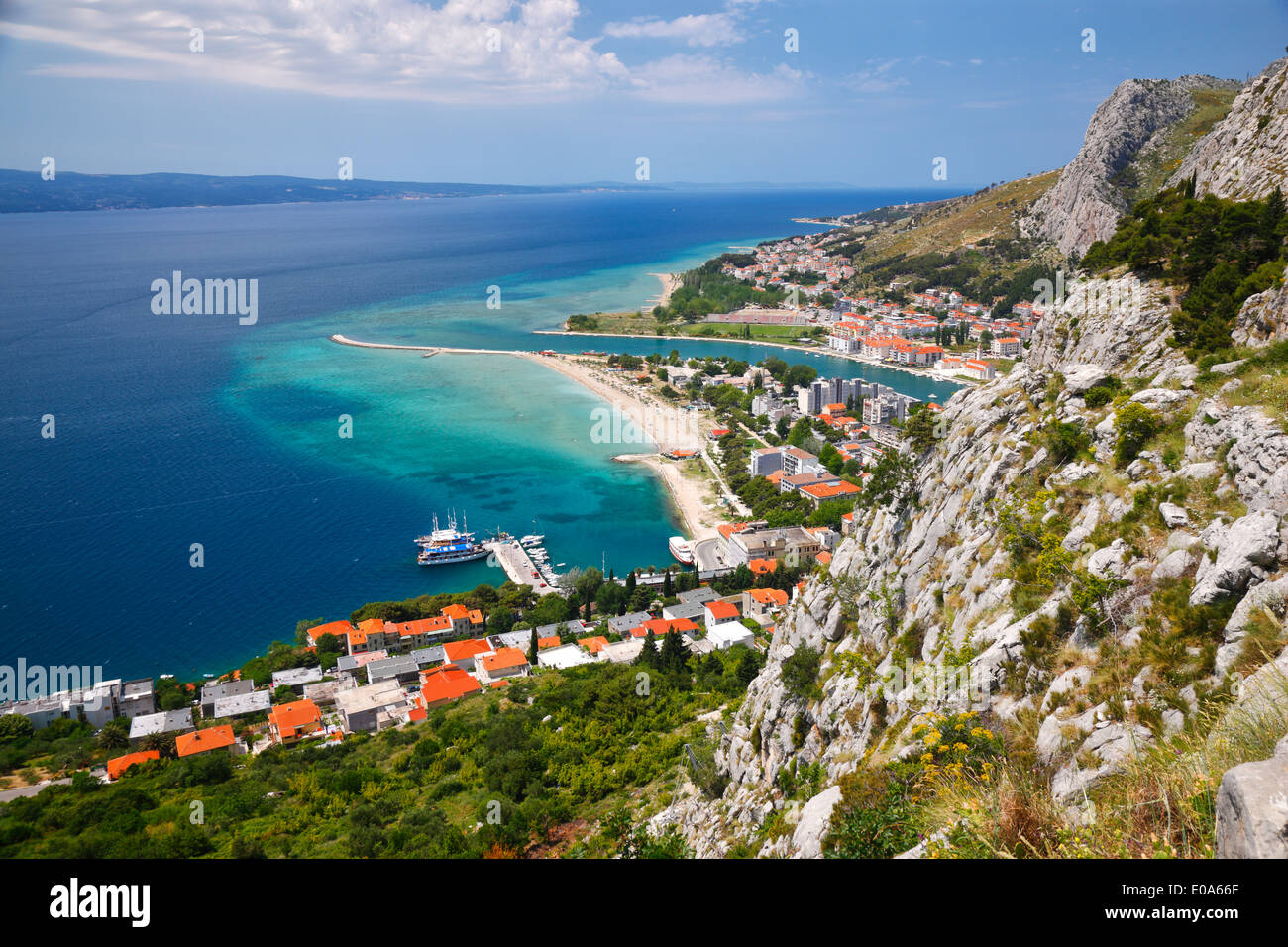 Omis croatia beach hi-res stock photography and images - Alamy