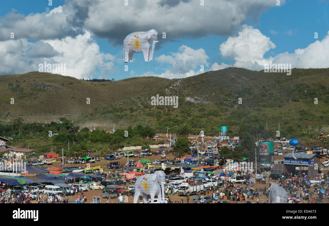 Taunggyi balloon festival hi-res stock photography and images - Alamy