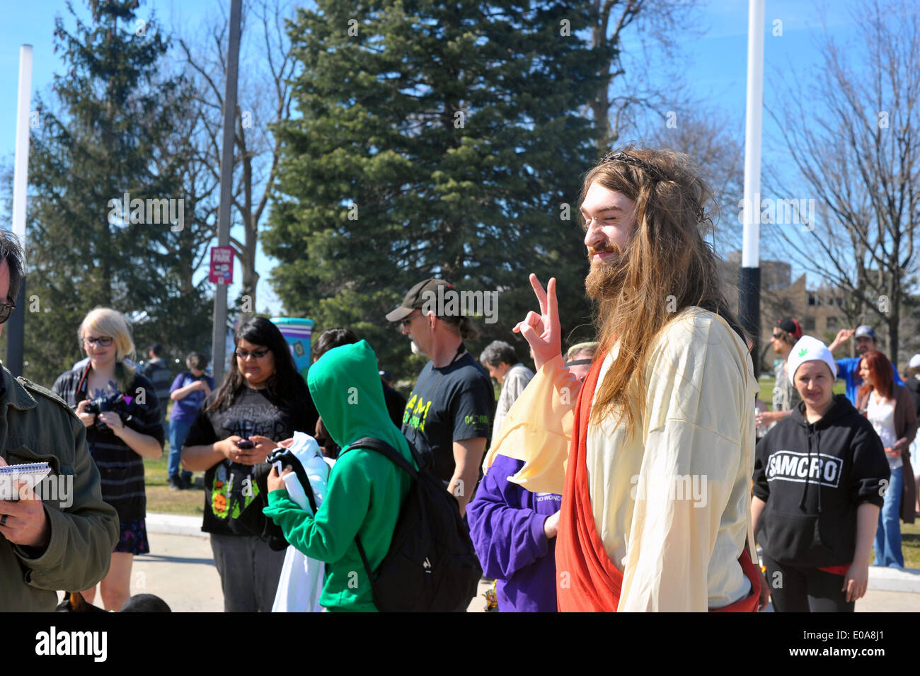 420 sign hi-res stock photography and images - Alamy