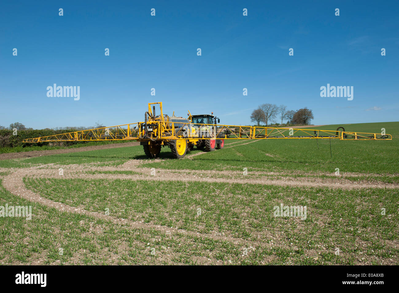 Crop sprayer hi-res stock photography and images - Alamy