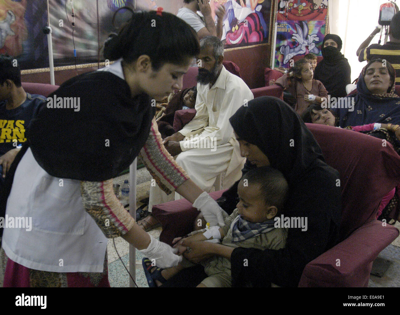 Lahore. 7th May, 2014. A Pakistani patient suffering from thalassemia ...