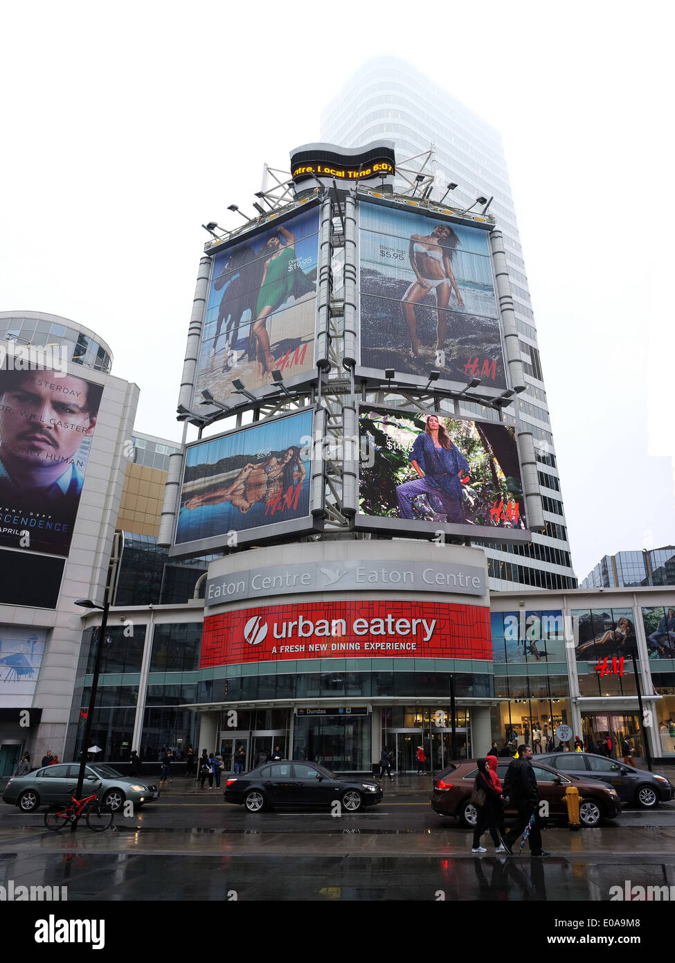 Electric billboards in Yonge-Dundas square in Toronto Stock Photo - Alamy