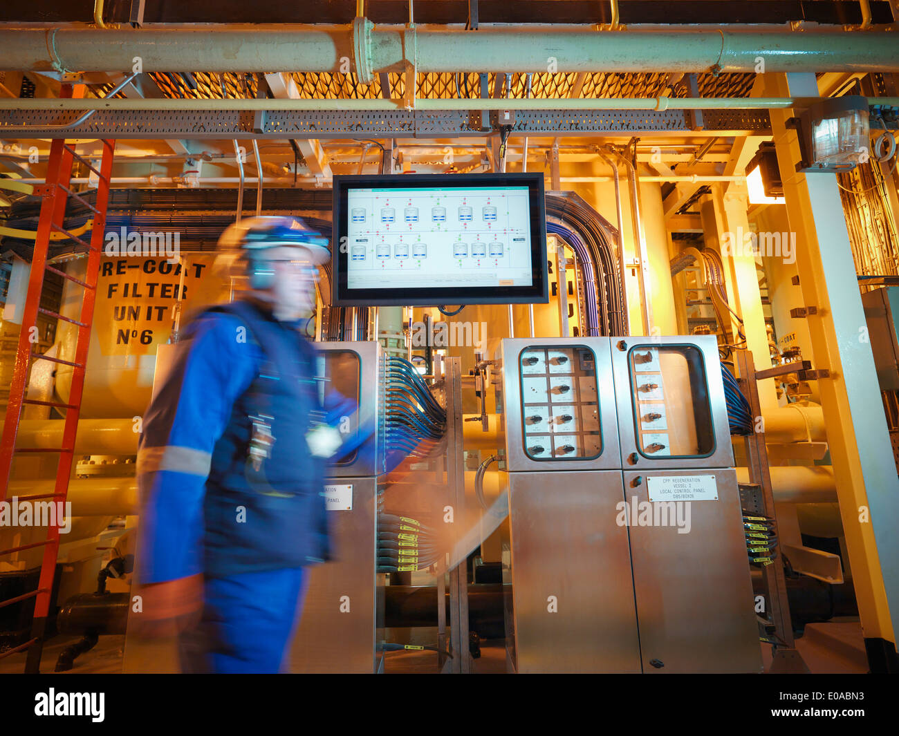 Digital environment hi-res stock photography and images - Alamy