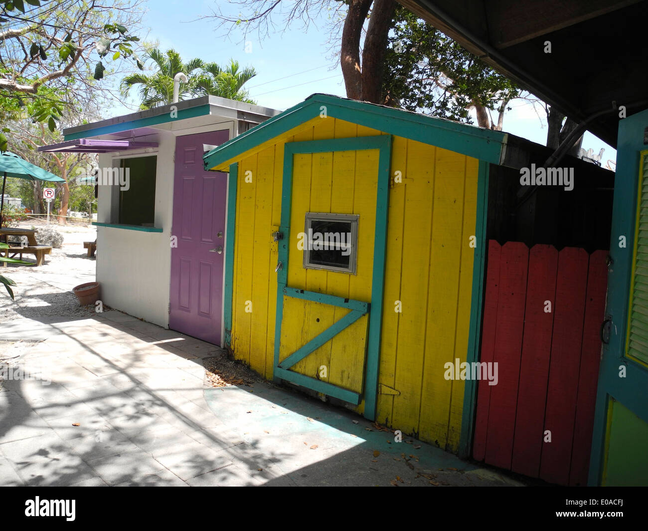 Artists farm hi-res stock photography and images - Alamy