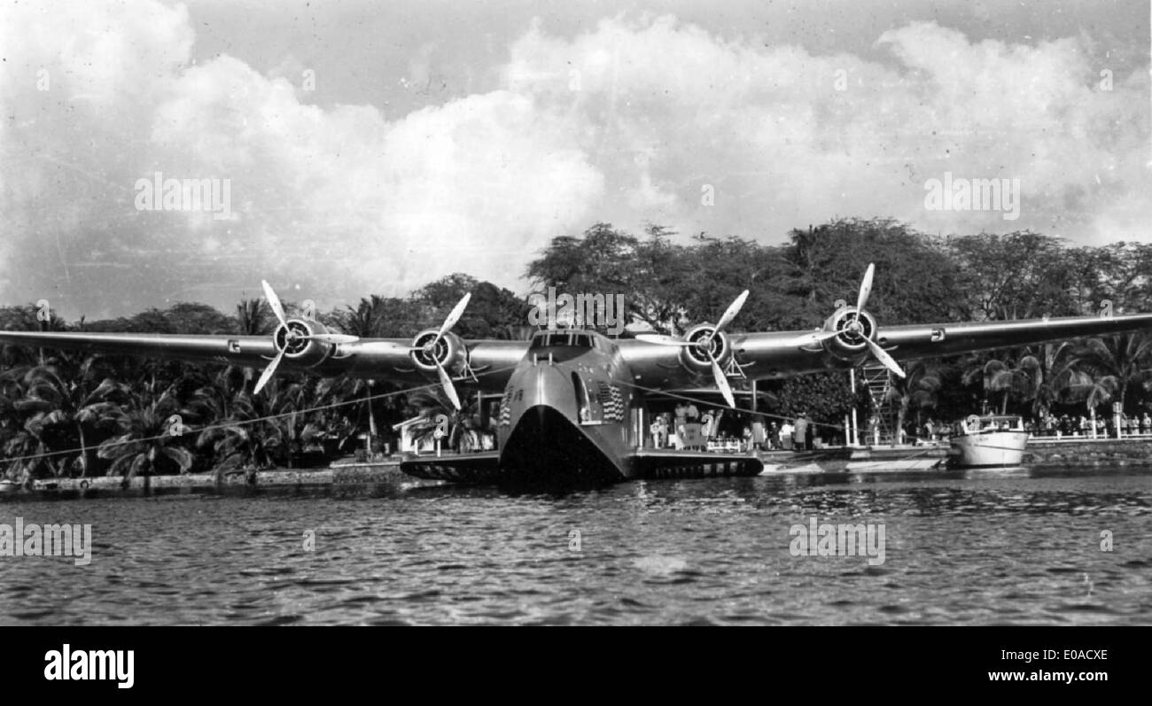 Boeing 314 clipper hi-res stock photography and images - Alamy
