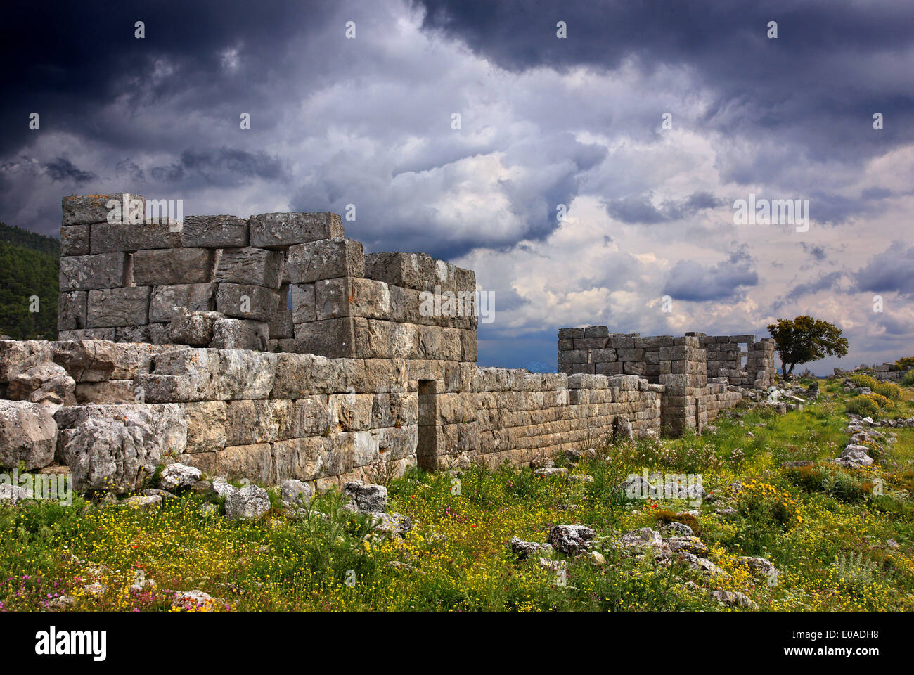Ancient fortifications and landscapes hi-res stock photography and ...