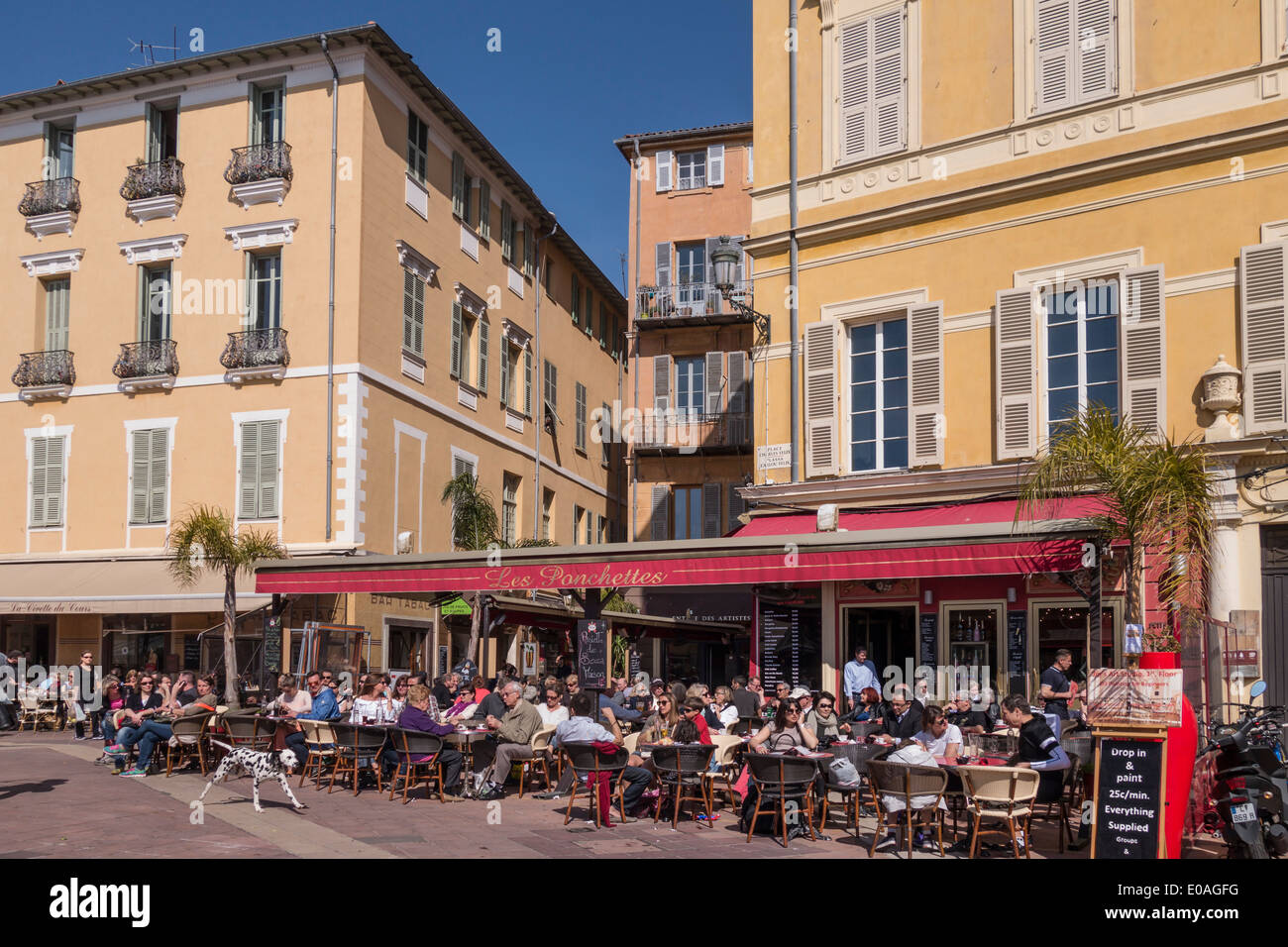 Street cafes nice france hi-res stock photography and images - Alamy