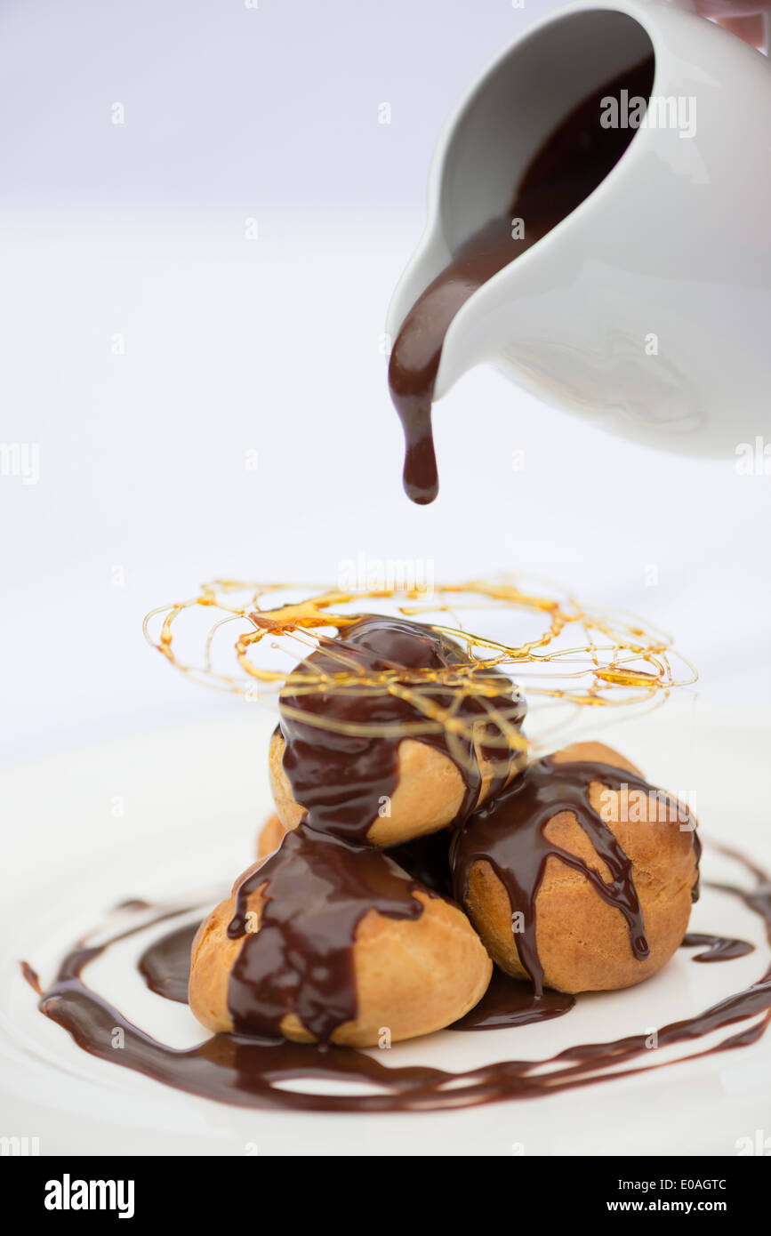 Tuile plate hi-res stock photography and images - Alamy