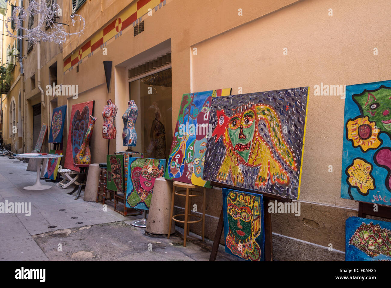 Nice art hi-res stock photography and images - Alamy