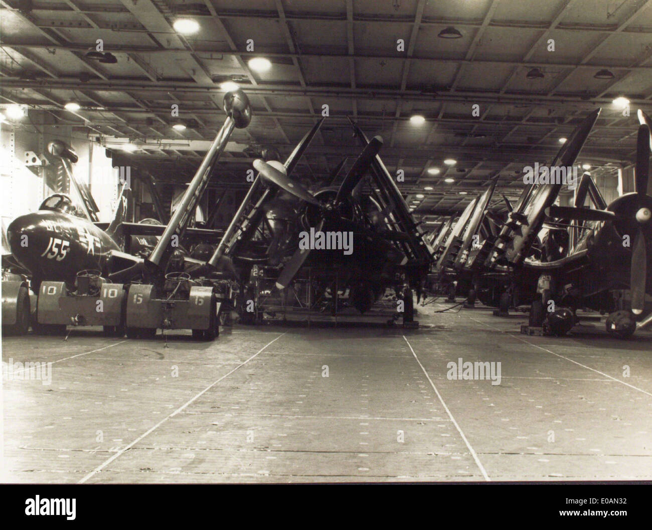 F4u 5 hi-res stock photography and images - Alamy