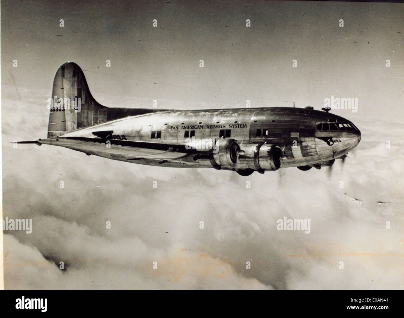 The Boeing 307 Stratoliner was an early commercial airliner, developed ...