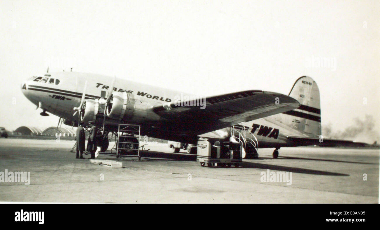 Boeing c 75 stratoliner hi-res stock photography and images - Alamy