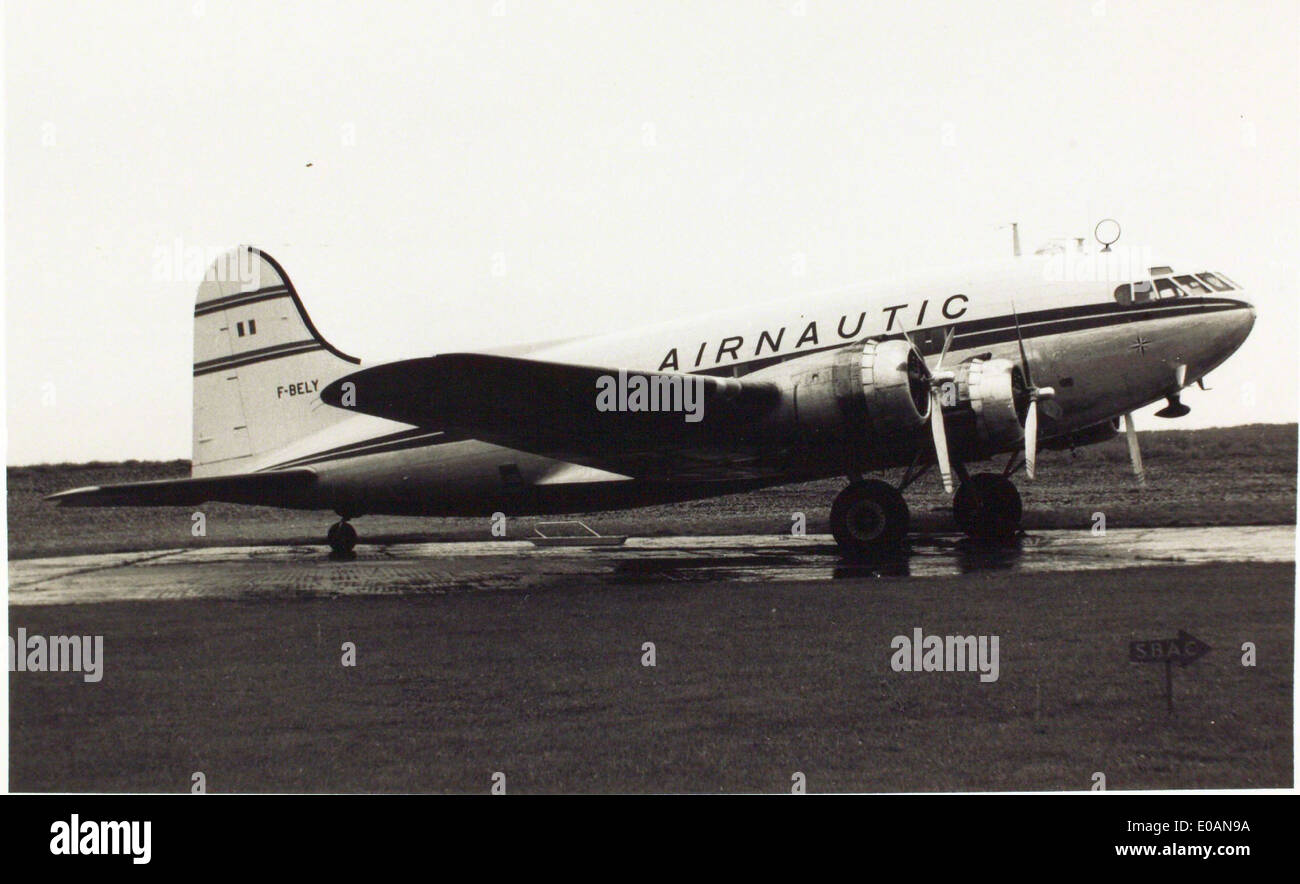 Boeing c 75 stratoliner hi-res stock photography and images - Alamy