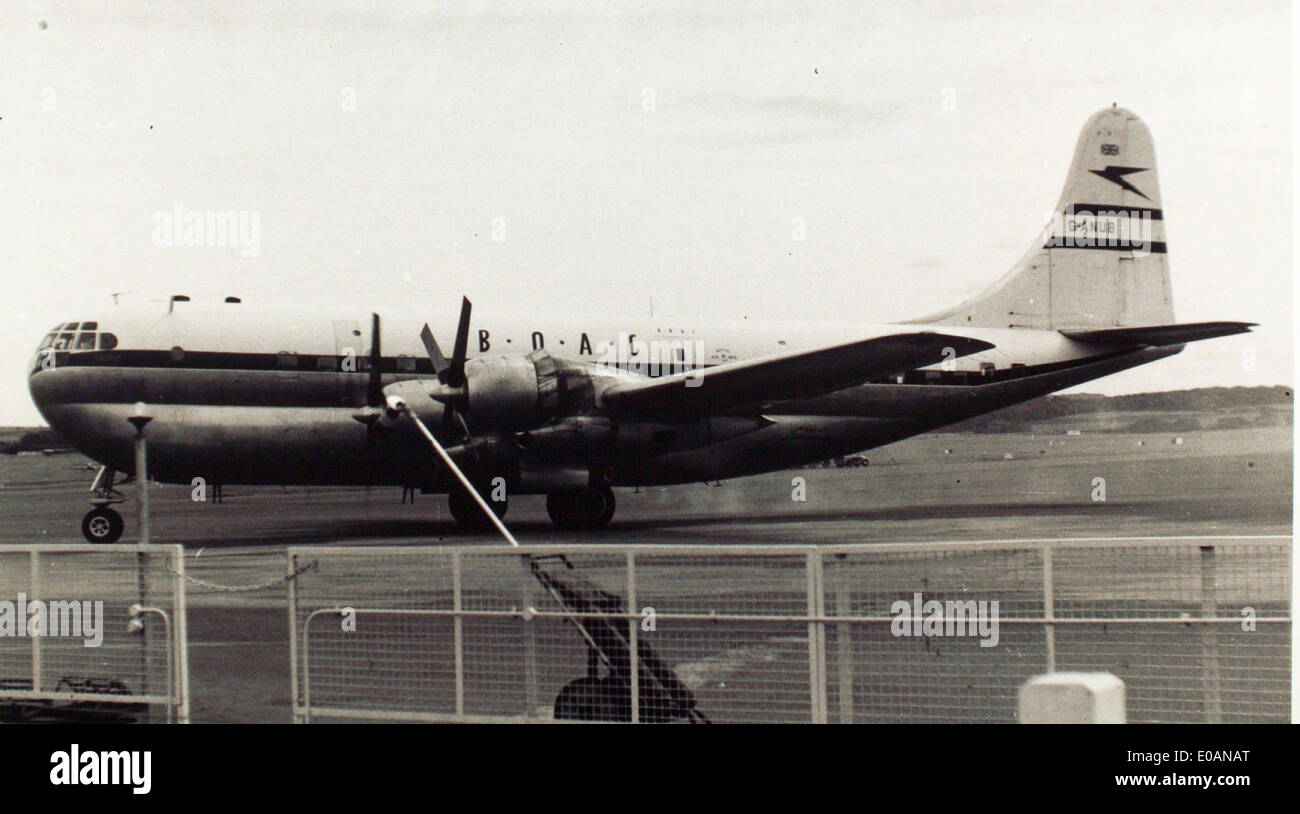 Boeing 377 stratocruiser hi-res stock photography and images - Alamy