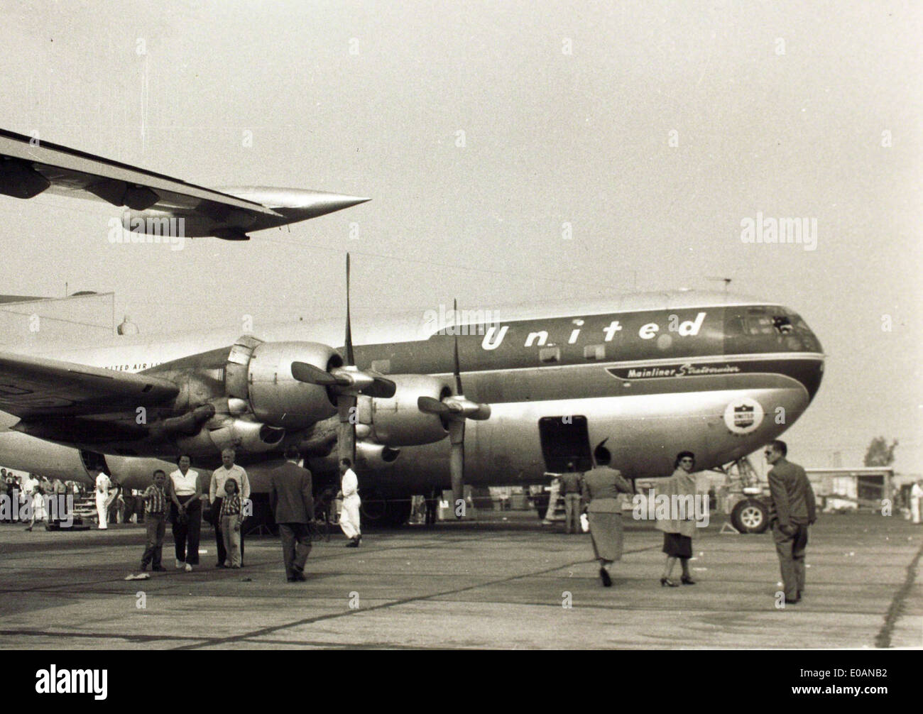 Boeing 377 stratocruiser hi-res stock photography and images - Alamy