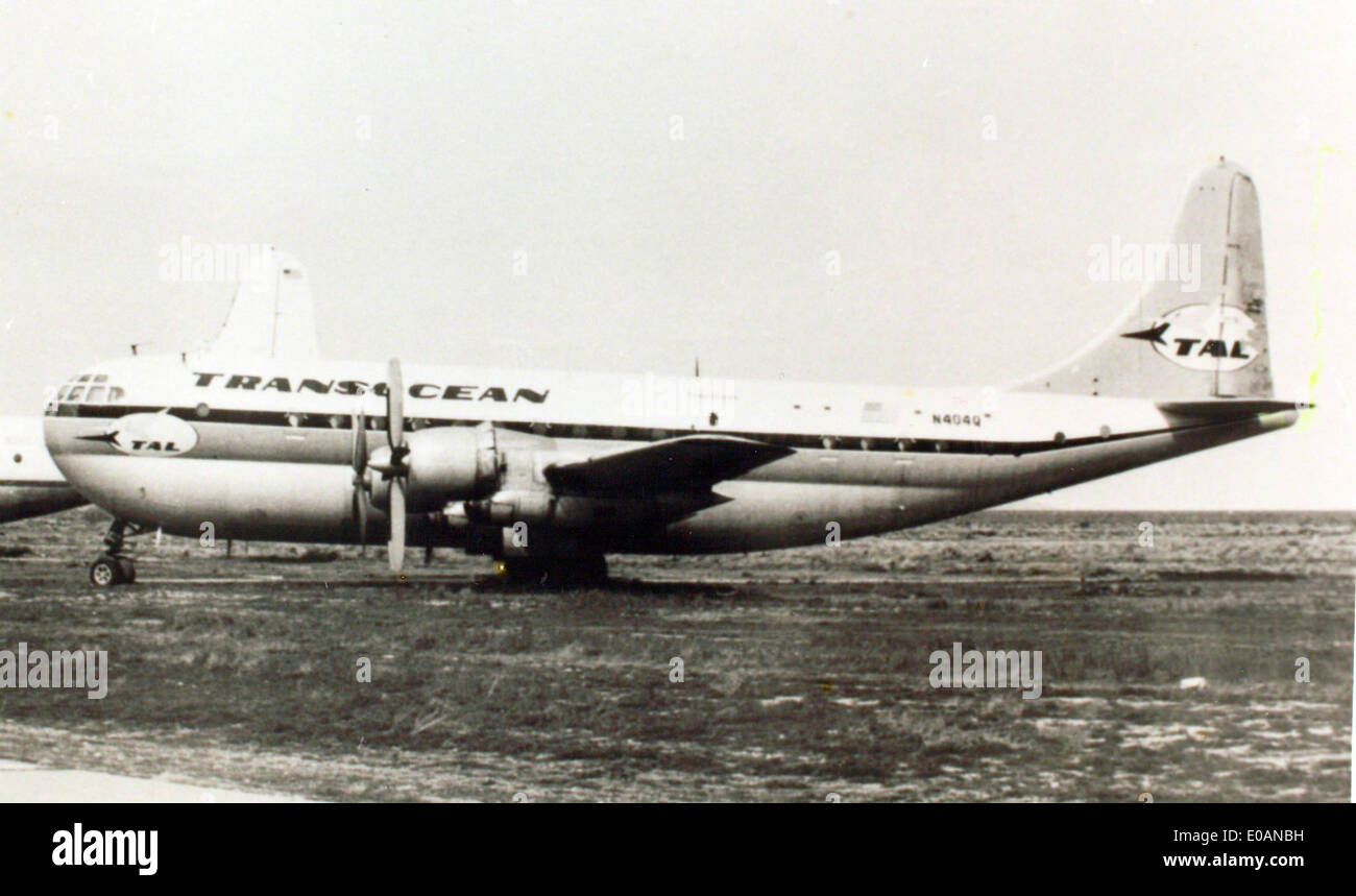 Boeing 377 stratocruiser hi-res stock photography and images - Alamy