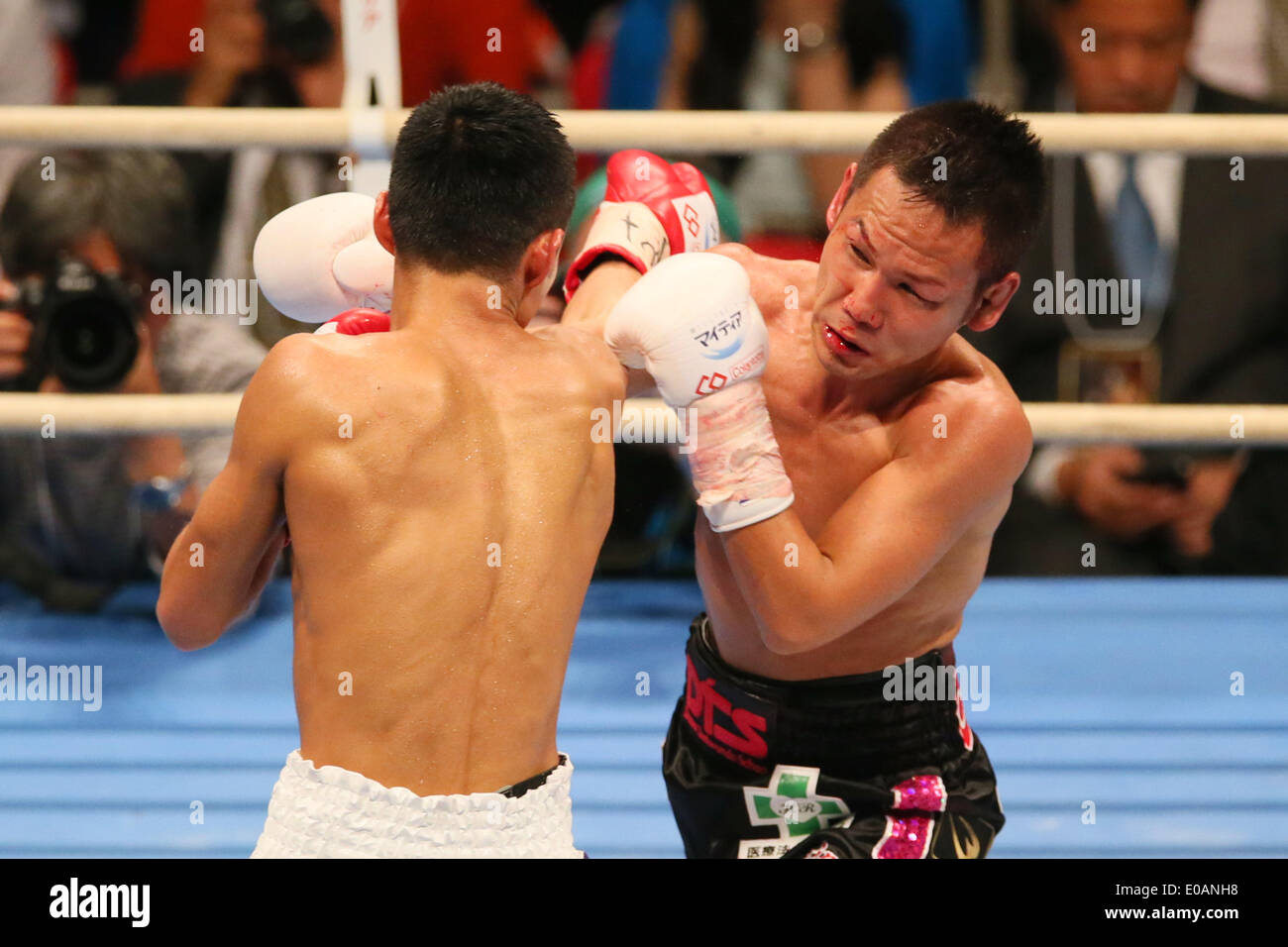 Mini flyweight hi-res stock photography and images - Alamy