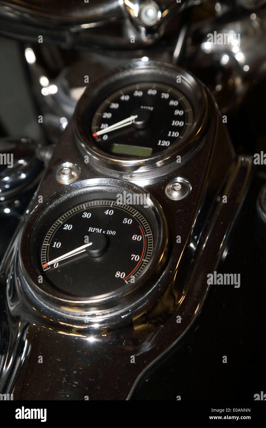 Speedometer hi-res stock photography and images - Alamy