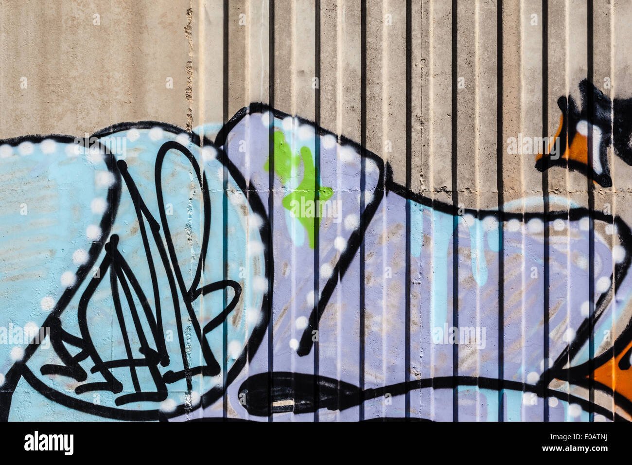 Vandalized wall graffiti hi-res stock photography and images - Alamy