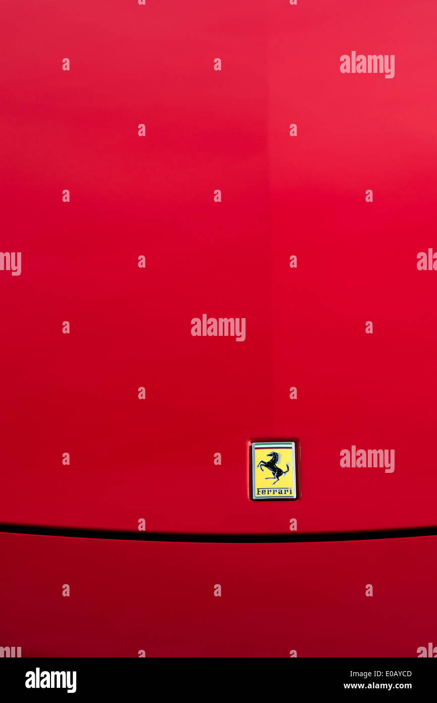 Ferrari 458 red bonnet hi-res stock photography and images - Alamy