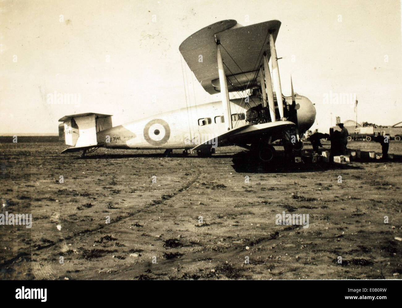 The Vickers Vernon Mk. I was one of the first British army cooperation ...