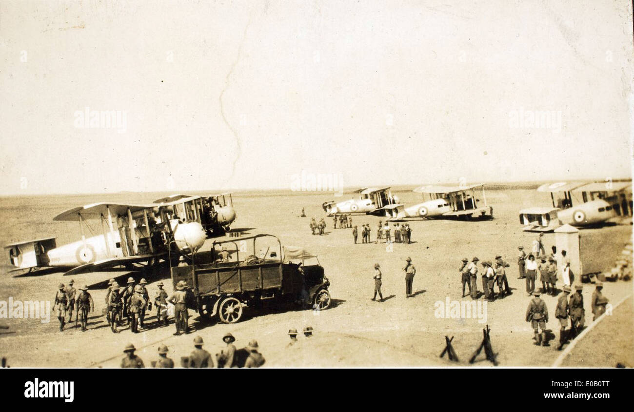 This photograph by Edwin Newman shows Vickers Vernon Mk. I aircraft on ...