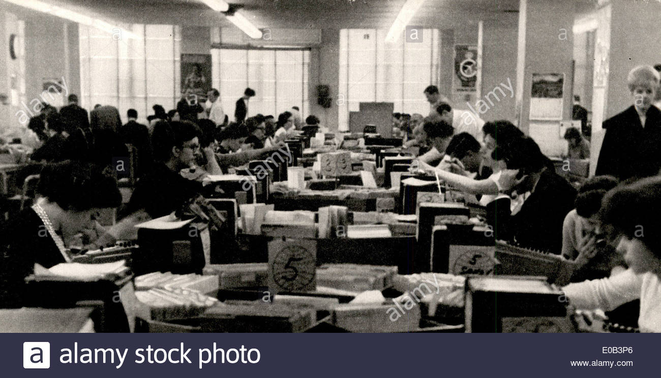 1960s Office Building Stock Photos & 1960s Office Building Stock Images ...