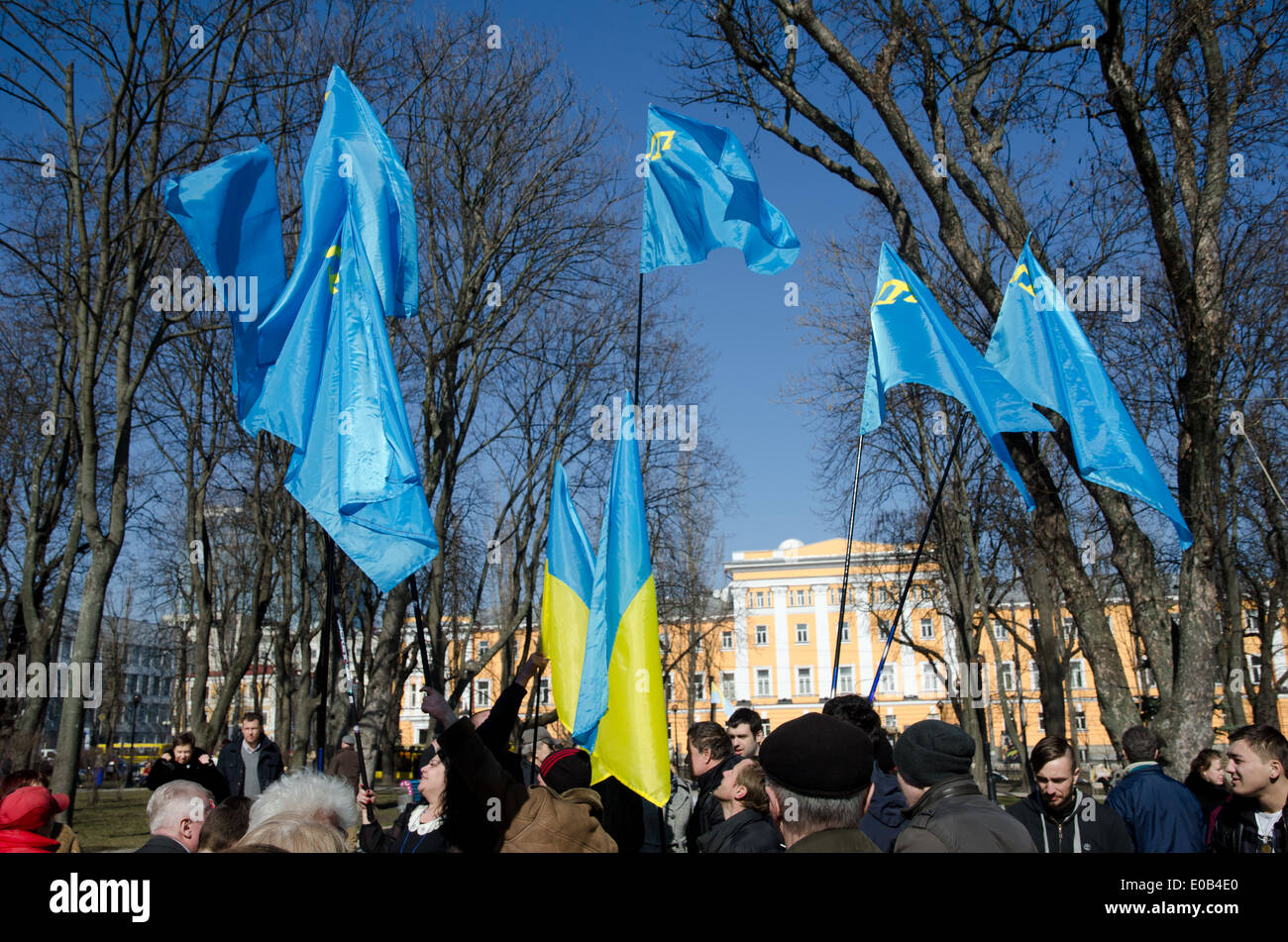 Tatar flags in the Ukrainian capital Stock Photo - Alamy